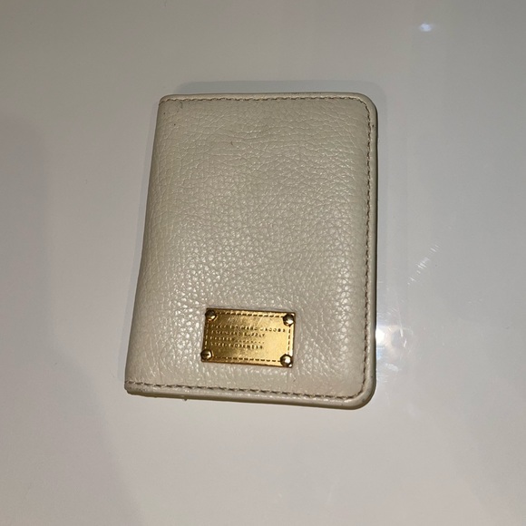 Marc Jacobs | Accessories | Marc Jacob Card Holder | Poshmark